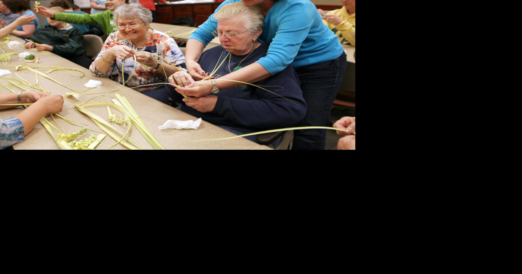 Palm Braiding | Photos | duboiscountyherald.com
