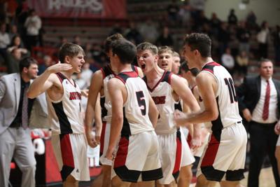 Timely bucket from Wright gives Raiders edge in season opening win, 47-46 | Sports ...