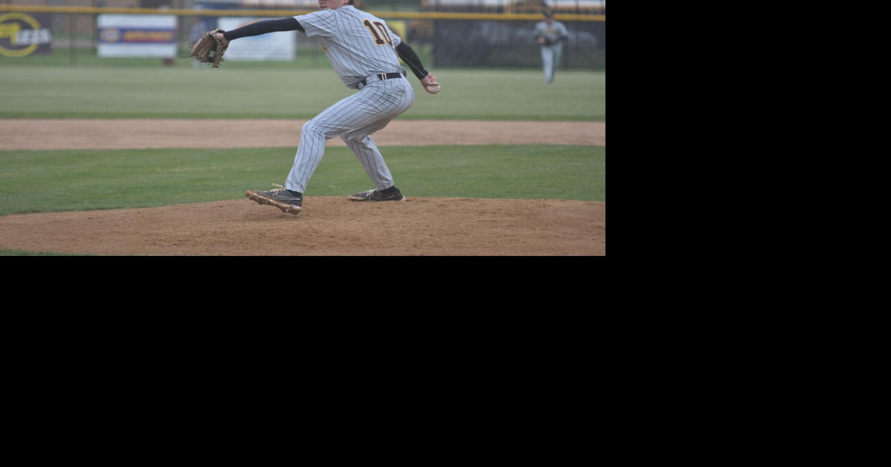 Wildcats beat rain, Bears | Sports | duboiscountyherald.com