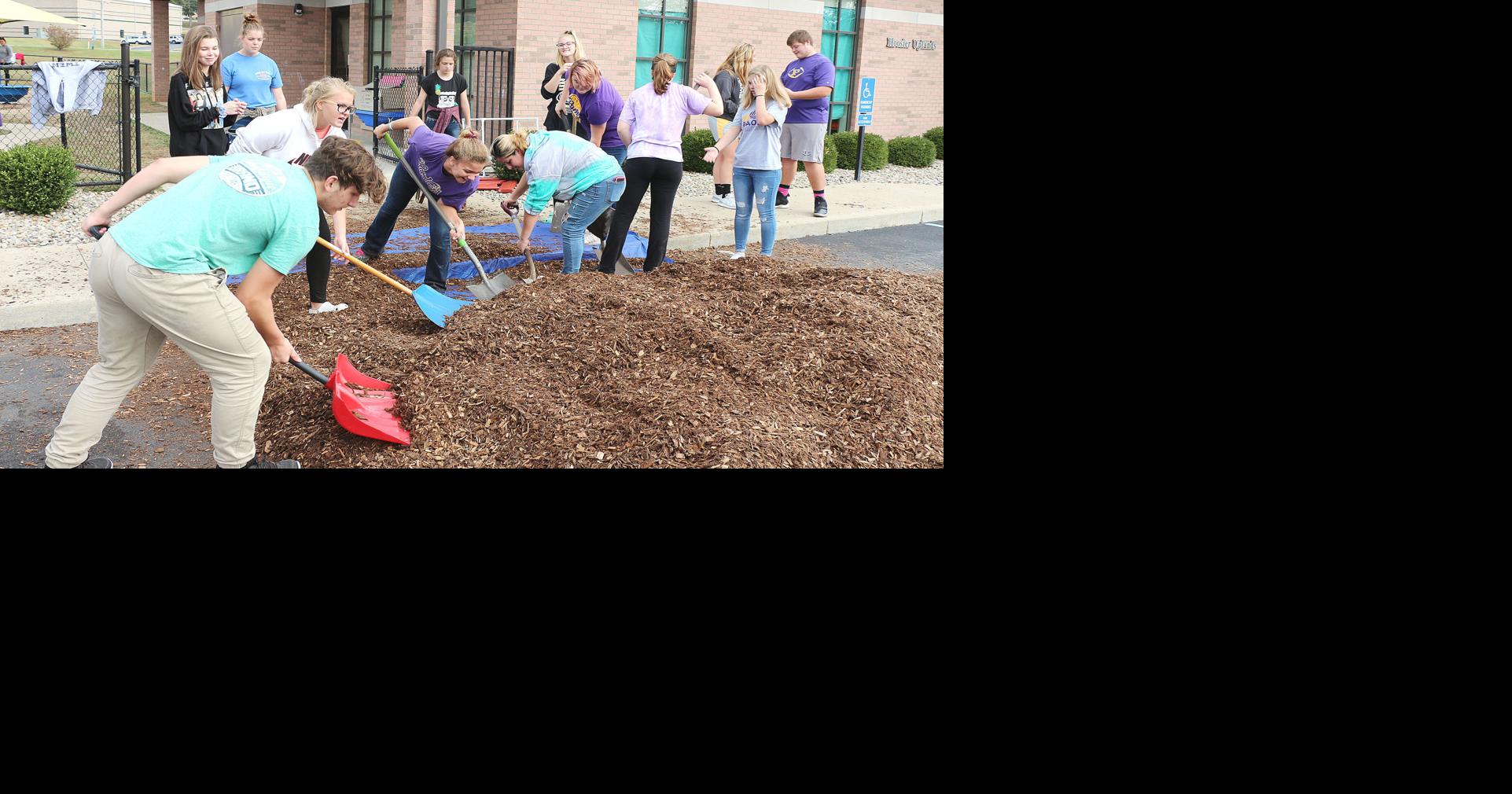 Students make positive impact during PHS Service Day | News Herald ...
