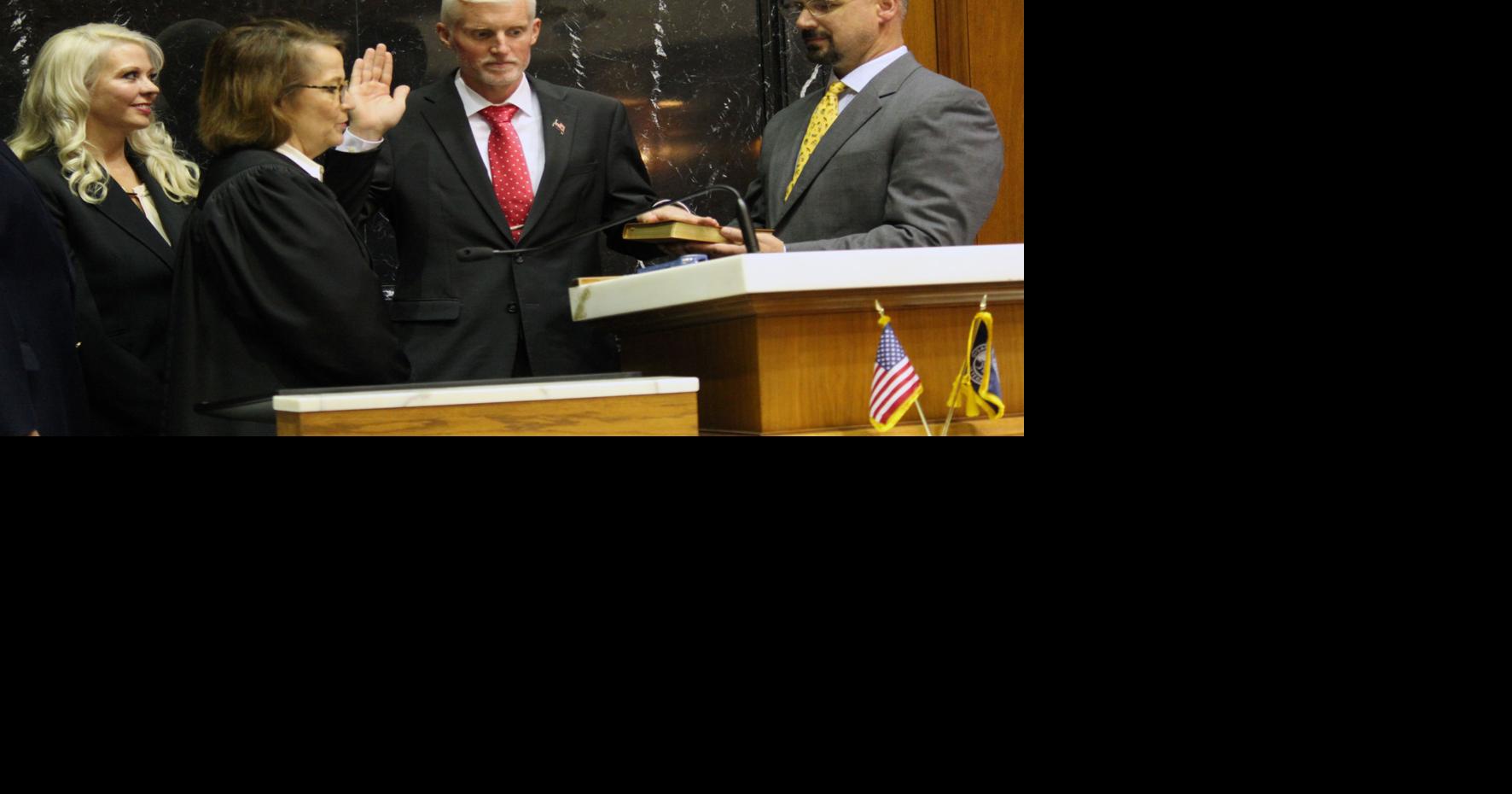 Davisson sworn in as new state representative | News ...