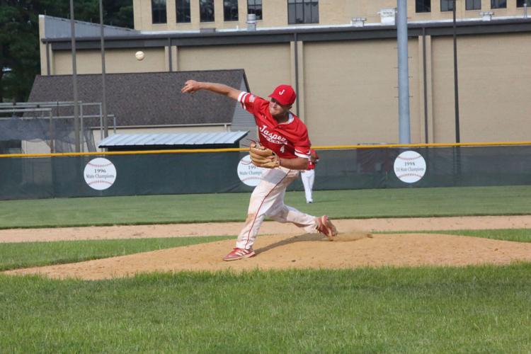 Reds bring out brooms in regular season finale | Sports ...