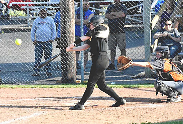 Lady Hawks crush Wolfpack, Braves | News Herald | duboiscountyherald.com
