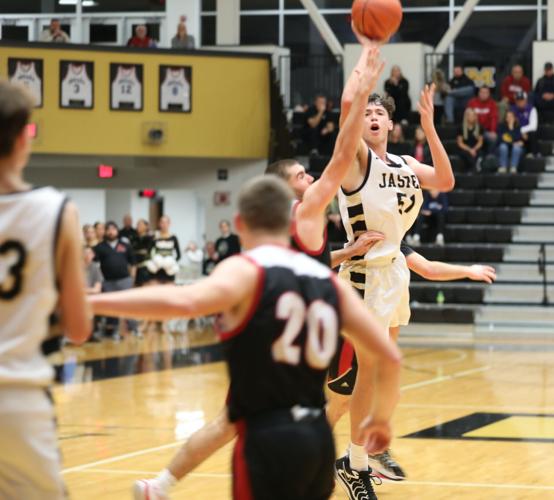 Tenacious Raiders hold-off Wildcat attack, 39-35 | Local | duboiscountyherald.com