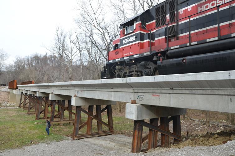 Hoosier Southern Railroad replaces a 1920's bridge on the Anderson ...
