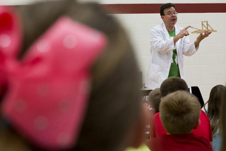 Professor Steve inspires kids ‘to build a better world’ | Local News ...