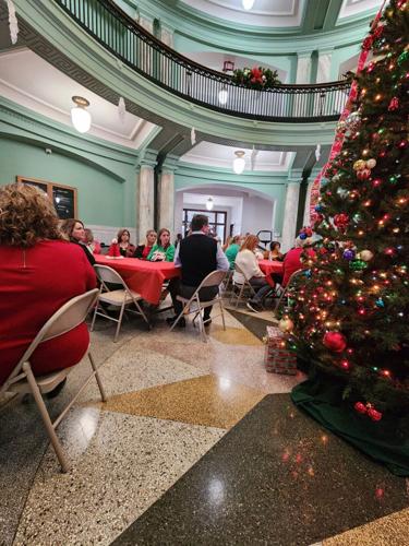 Christmas at the Spencer County Courthouse | News | duboiscountyherald.com