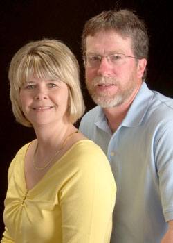 Jeff and Joni Lucas | Anniversaries | dyersvillecommercial.com
