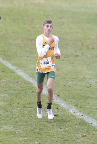 Beckman Catholic competes in Fort Dodge | Sports | dyersvillecommercial.com