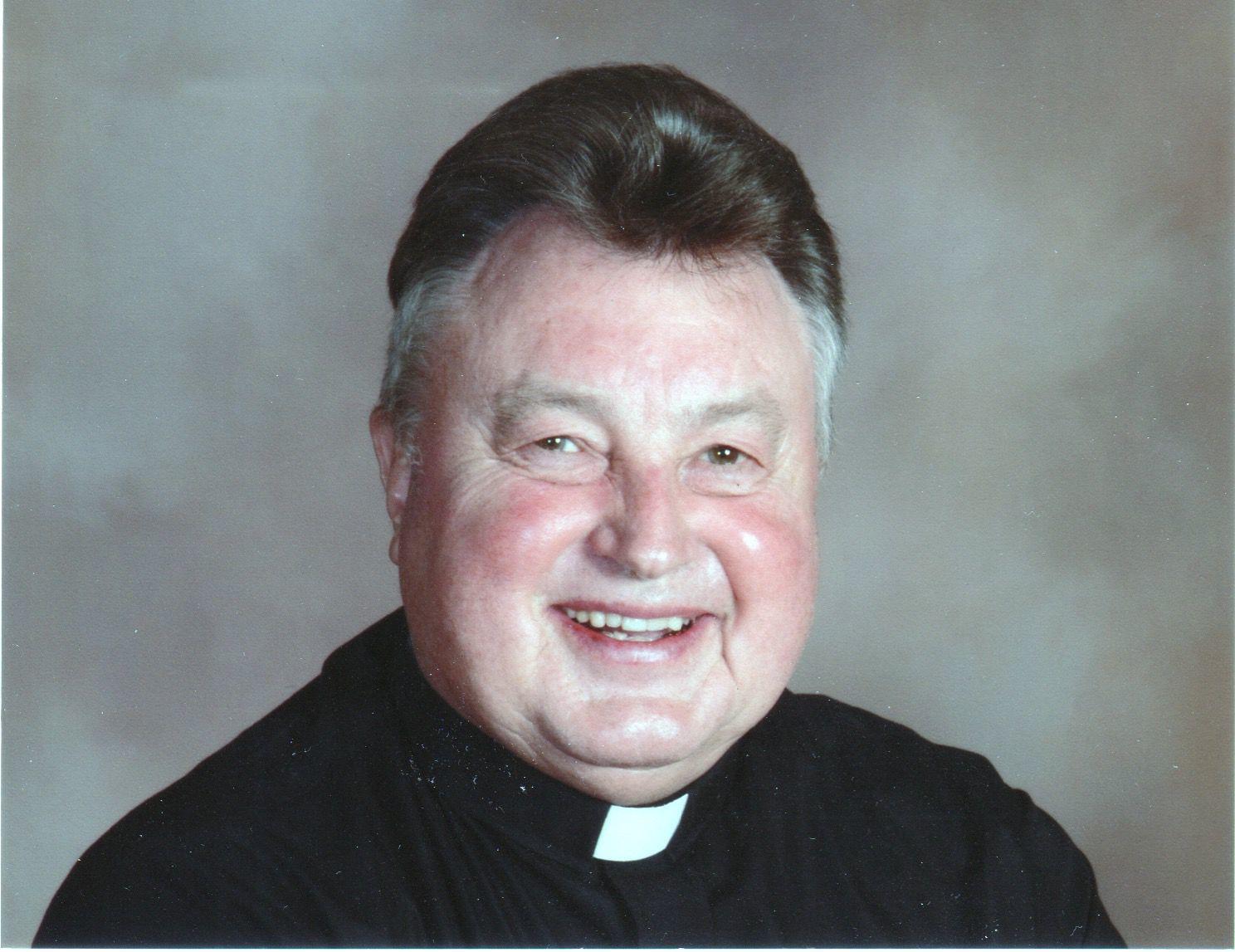The Rev. Carl Ries named grand marshal | News | dyersvillecommercial.com