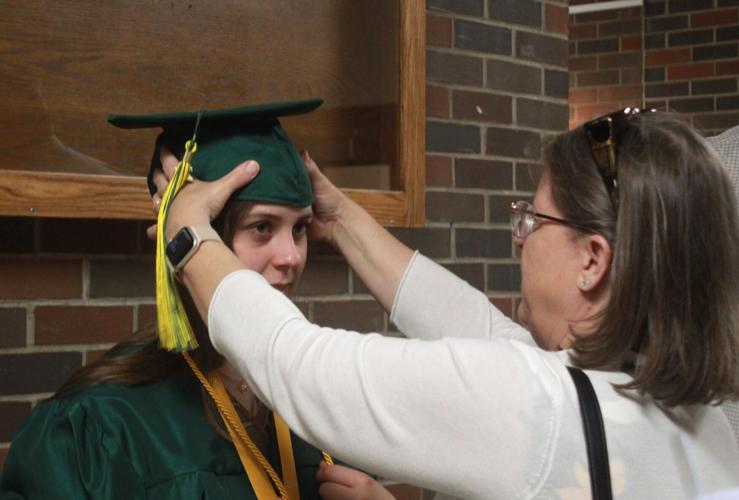 Beckman Catholic students mark graduation | | dyersvillecommercial.com