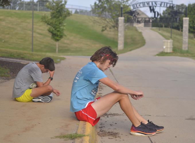 Runners race around Epworth | Sports | dyersvillecommercial.com
