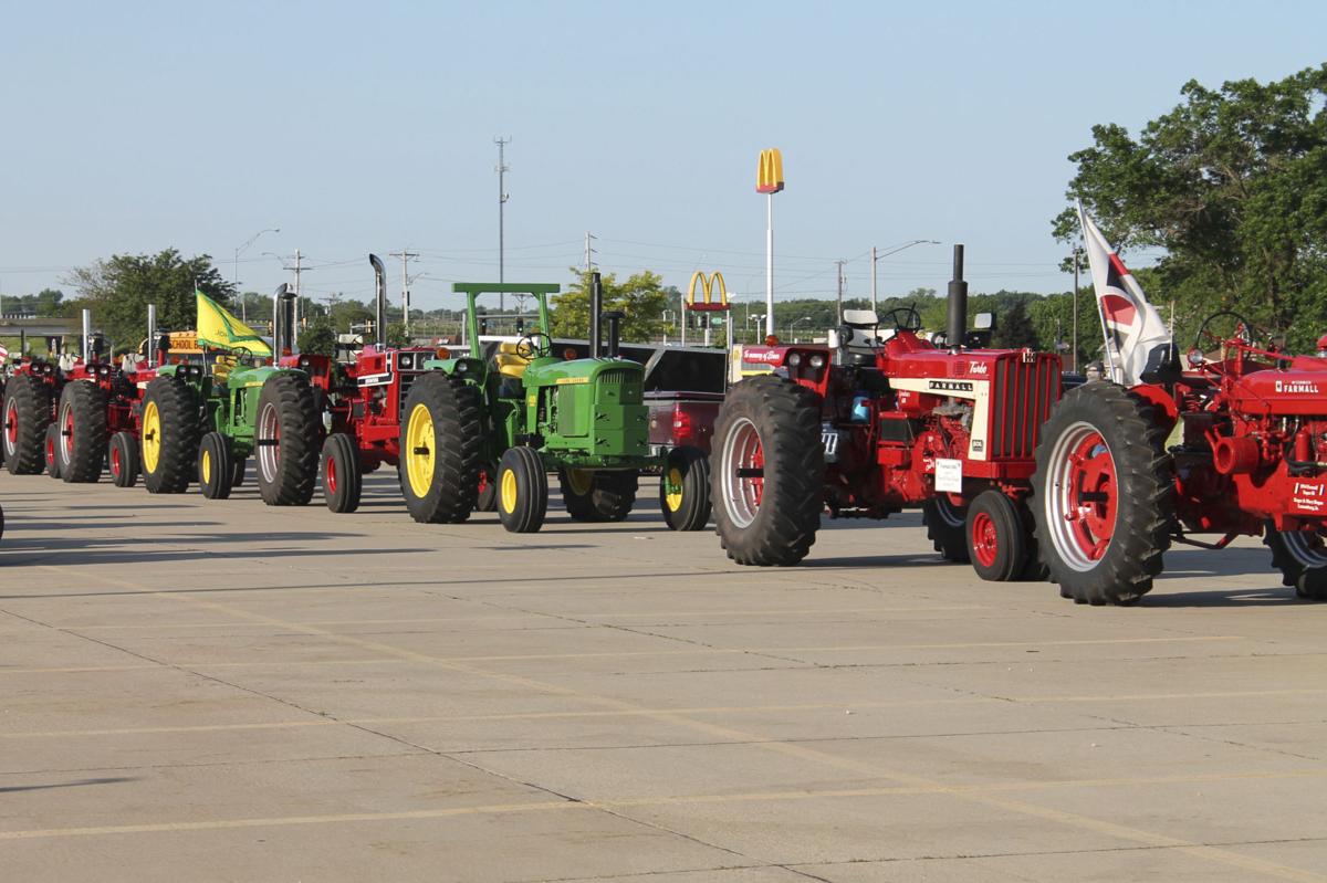 Toy show tractor ride | Gallery | dyersvillecommercial.com