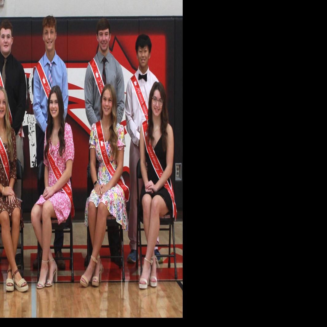 Beckman Catholic celebrates graduation | News | dyersvillecommercial.com