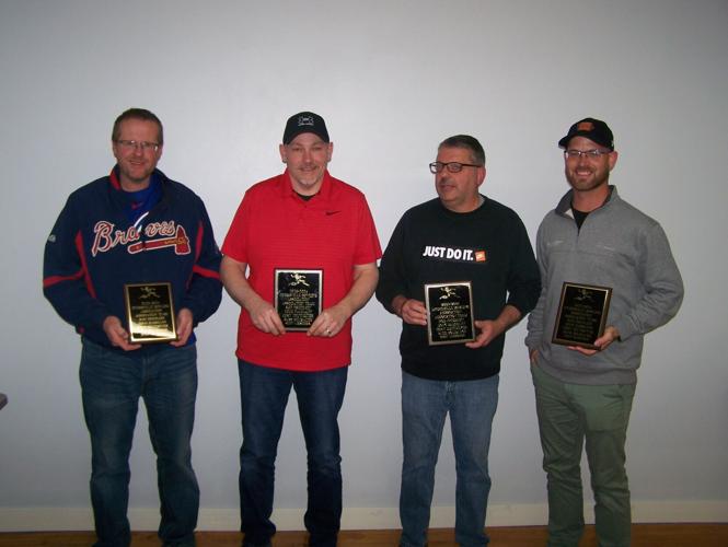 Dyersville Bowling Association presents awards | | dyersvillecommercial.com