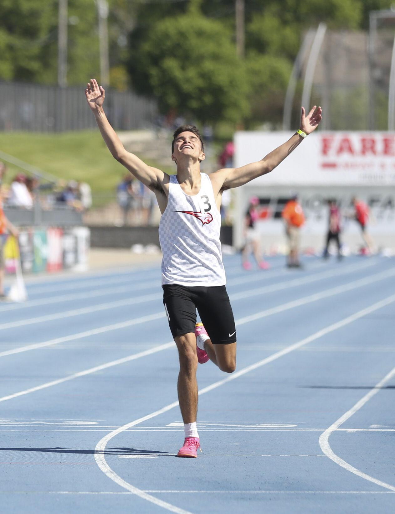 DAY 1: Western Dubuque: Nauman wins state 3,200 title | Sports ...