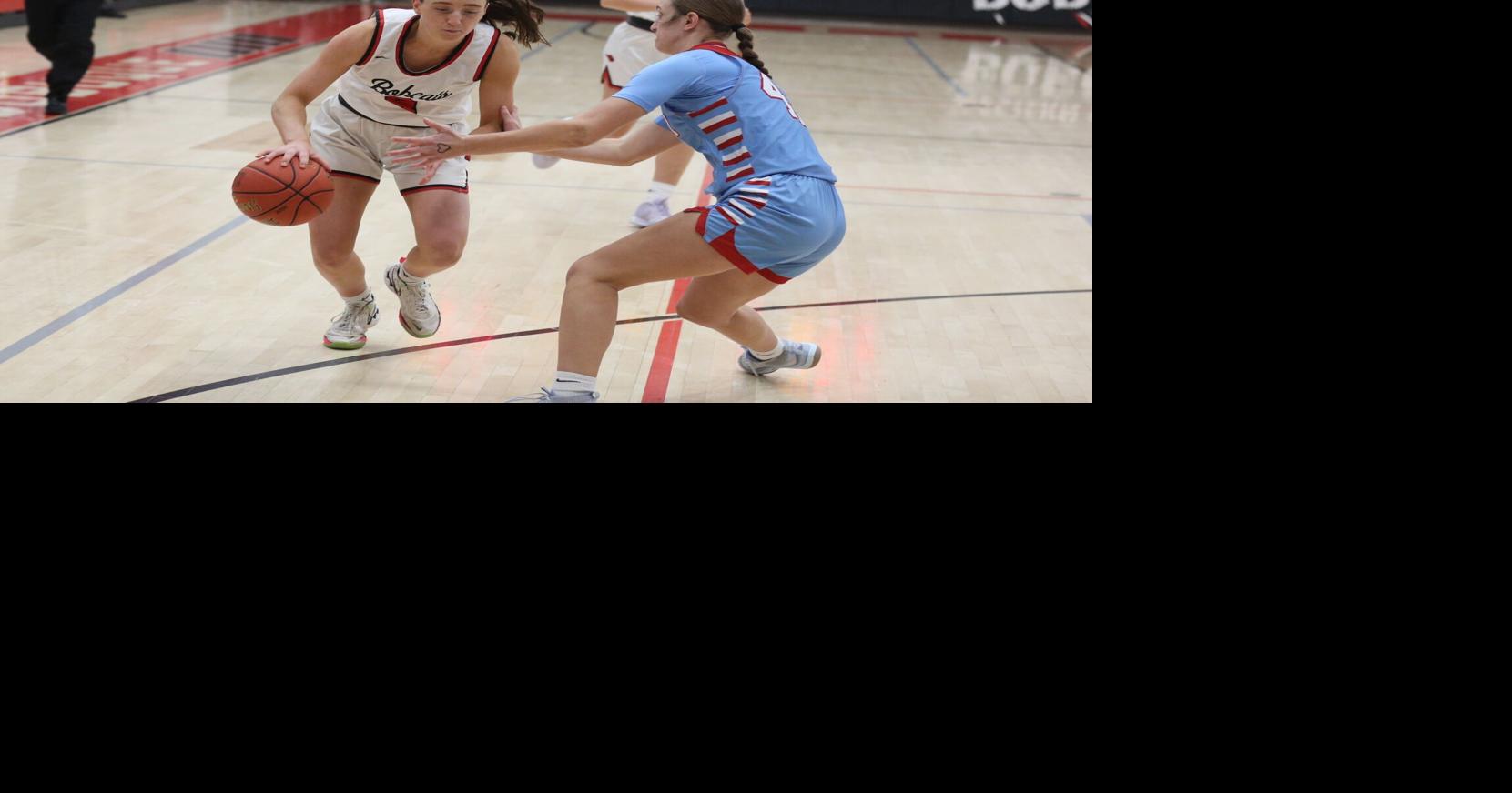 Bobcats drop two in MVC | Sports | dyersvillecommercial.com