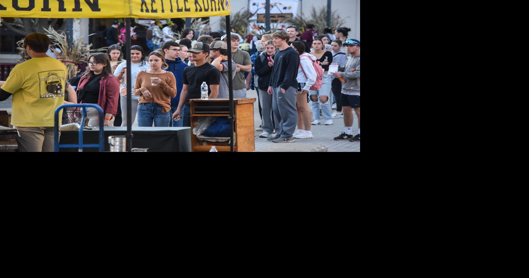 EKU hosts Colonel Corn Roast for HomEKUming | News | easternprogress.com