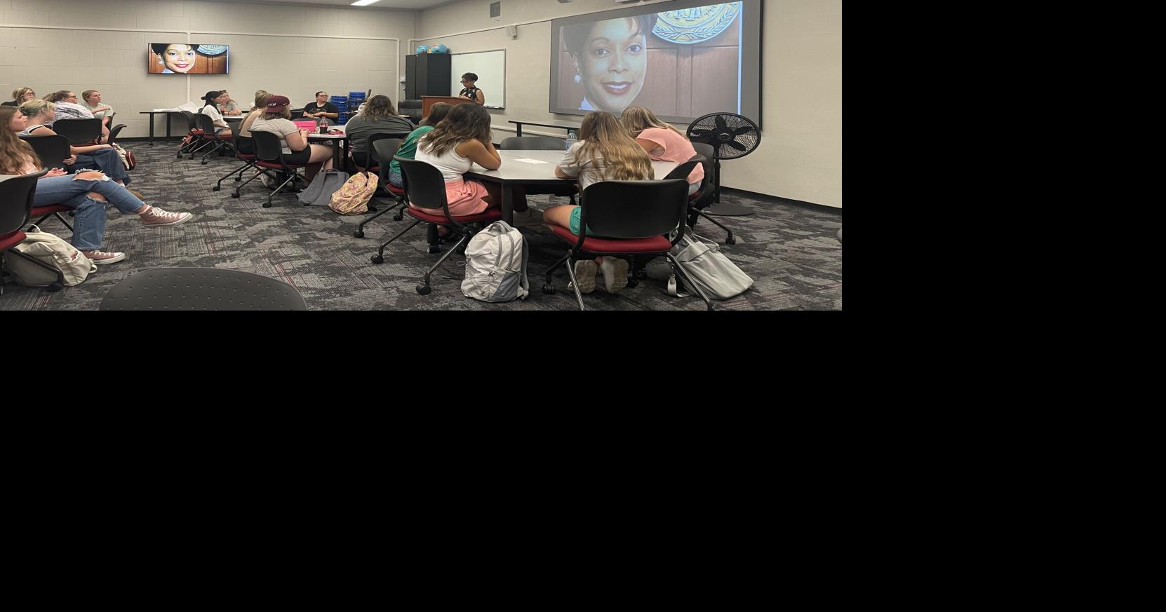 Deputy Chief Judge Pamela Goodwine spends a day at EKU | News | easternprogress.com