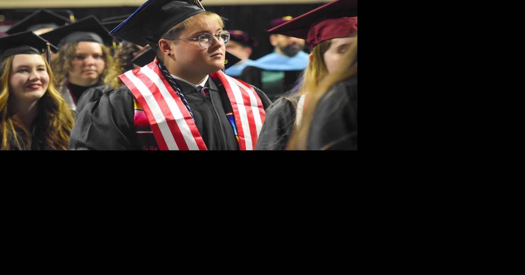 EKU seniors turn their tassels and receive their degrees in winter ...