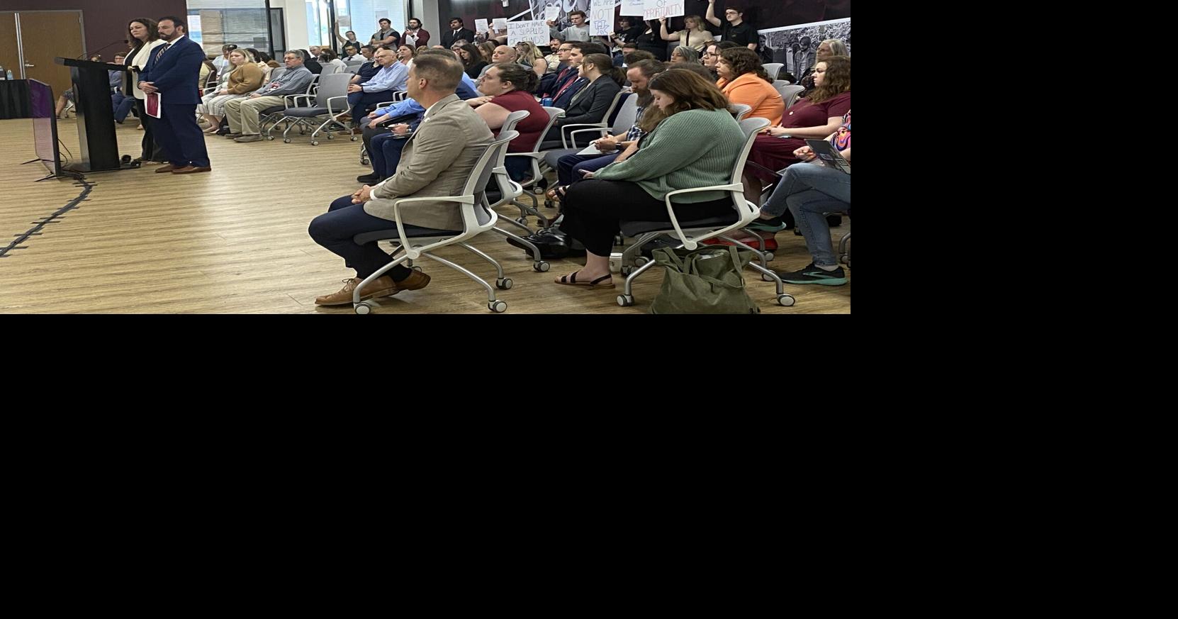 EKU Board of Regents approves the 15 plus proposal by an 8-2 vote ...