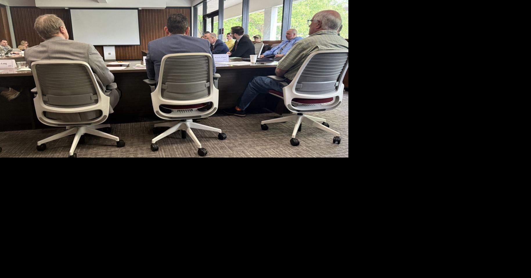 EKU Board of Regents’ Financial Committee voted in favor of advancing ...