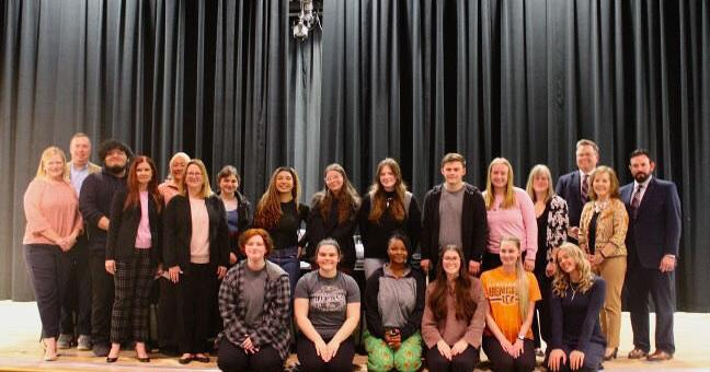 EKU gifts global learning to 21 students | News | easternprogress.com