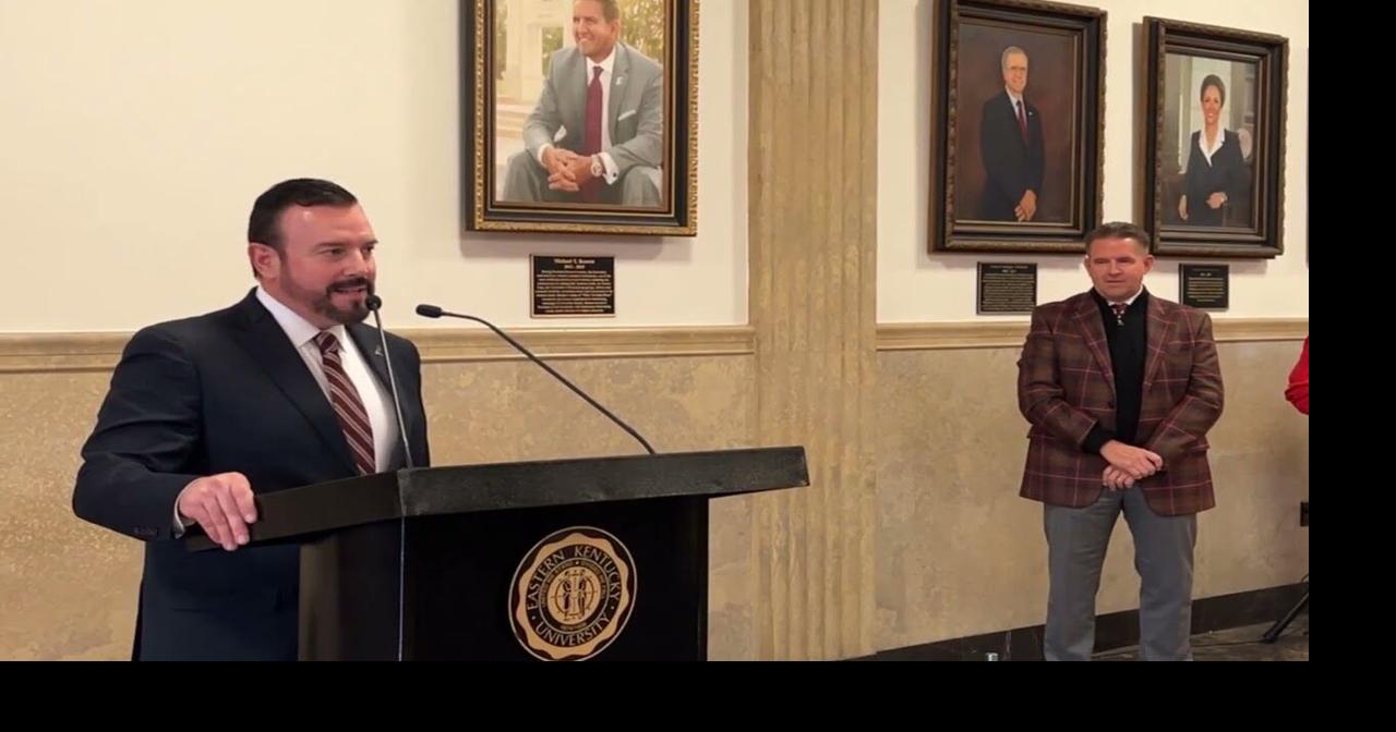 Former EKU President Michael Benson's portrait revealed | News | easternprogress.com