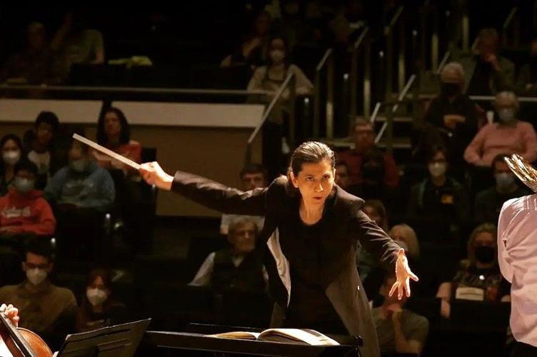 Conductor candidate Fernanda Lastra brings lifelong love of music to ...