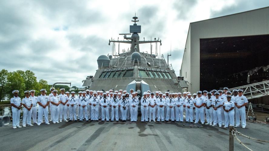 Tour the USS Marinette: Navy’s big event welcomes locals and visitors ...