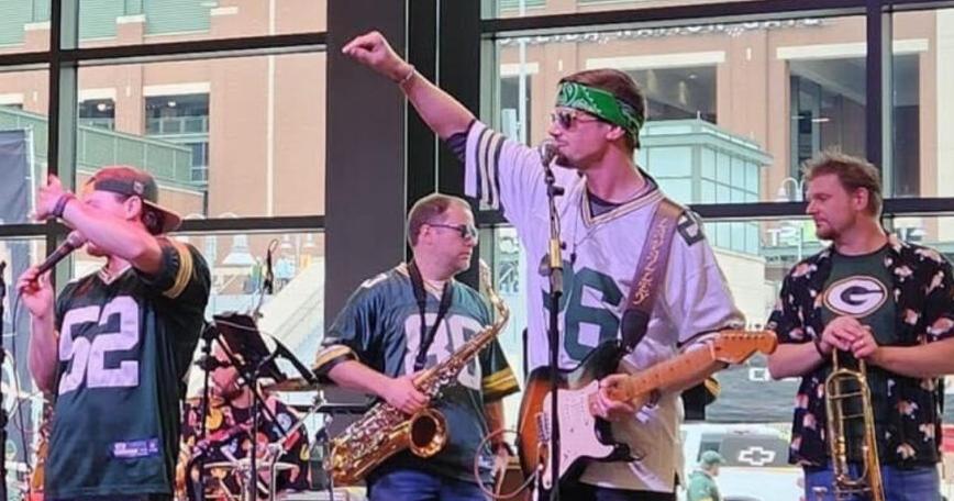 The Michigan Shivers to present laser light show | News | ehextra.com