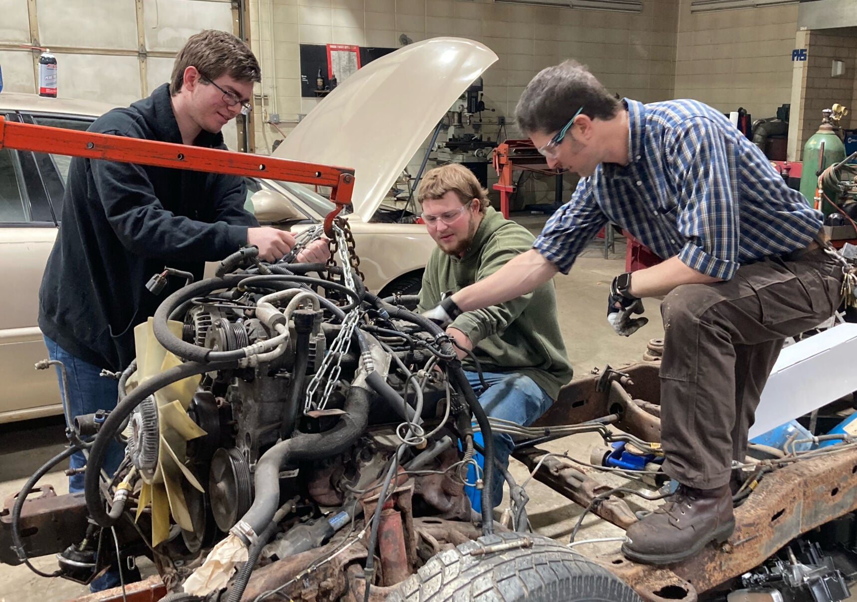 Peshtigo teacher Mike Paquette earns state recognition | News | ehextra.com