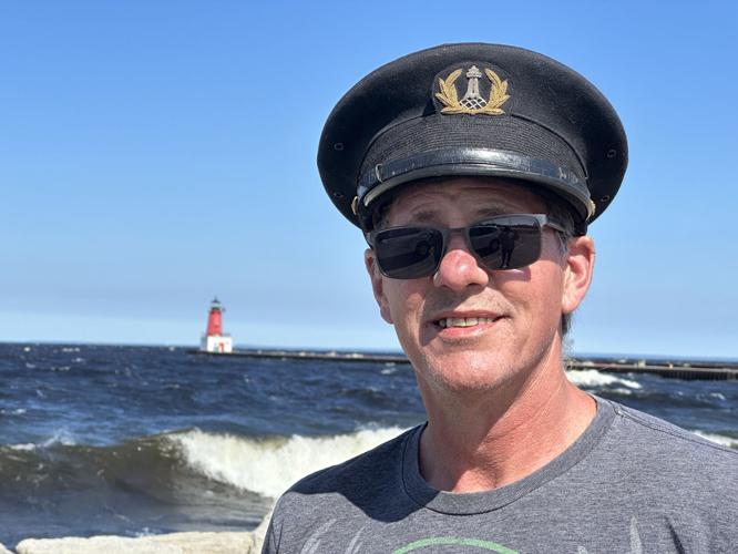 Grandson pays tribute to lighthouse keeper grandfather as Menominee’s ...