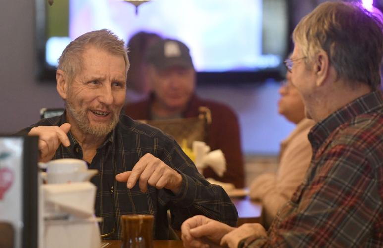 Café 60 welcomes seniors to Applejack’s for Marinette County meal ...