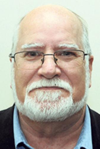 Steve Gromala returns service award back to Menominee | News | ehextra.com