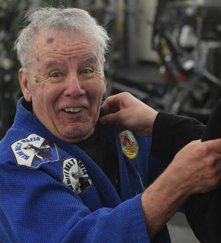Age is no obstacle for Jiu Jitsu blue belt | News | ehextra.com