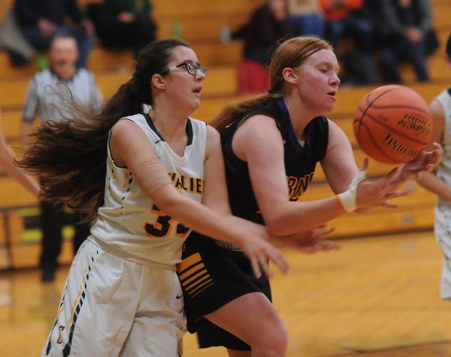 Eagles bombard Cavalettes from deep in M&O Conference win | Sports ...