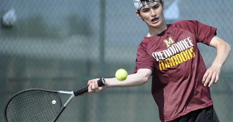 Maroon tennis team gets one win off Esky | Sports | ehextra.com