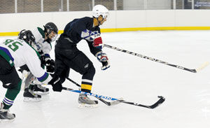 Hockey in honor of 'Chummy' | | ehextra.com