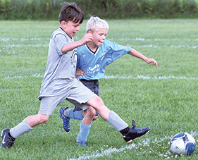 Ball battle | EH Staff Photos | ehextra.com