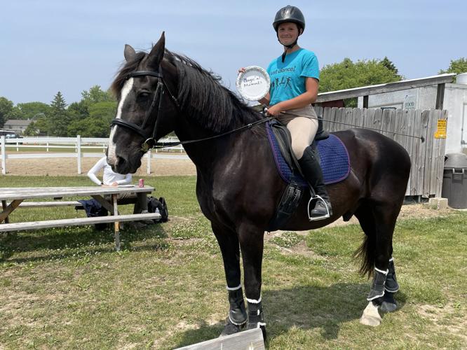 Weekend horse show highlights Olympic sport | News | ehextra.com