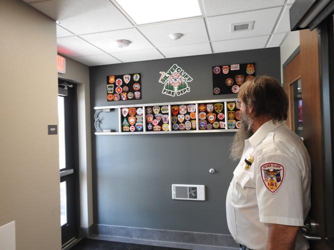 Gov. Evers tours new facility | News | ehextra.com