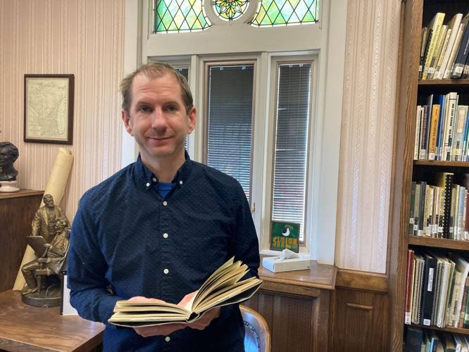 Menominee library director re-opens door to new ideas | News | ehextra.com