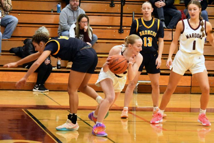 Lady Maroons lash Bark River-Harris in season opener | Sports | ehextra.com