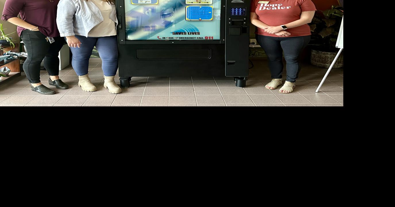Marinette introduces vending machine with free Narcan and syringe ...