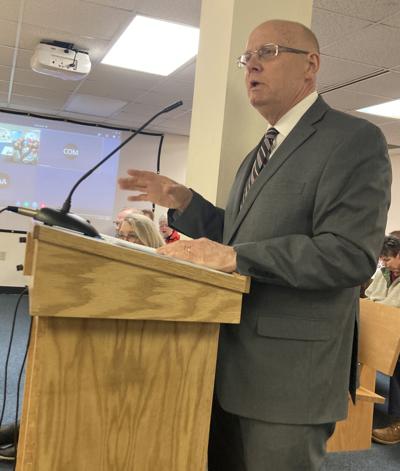 River Cities pool at a crossroad | News | ehextra.com