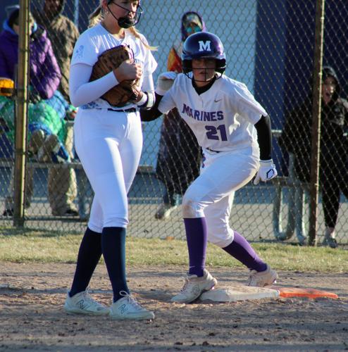 Lady Marines keep Little Chute out in the cold | Sports | ehextra.com