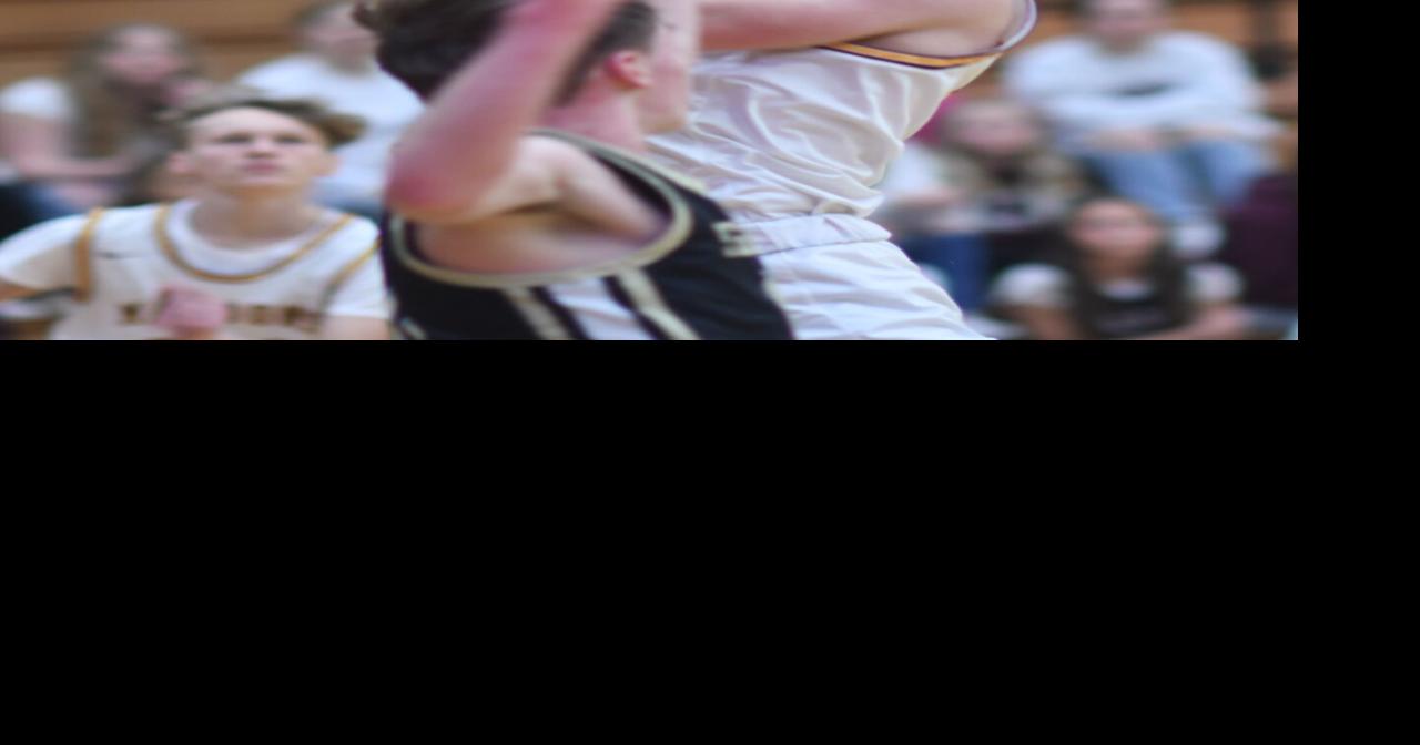 Early bird gets the win: Maroon boys shut down St. Ignace in Saturday ...