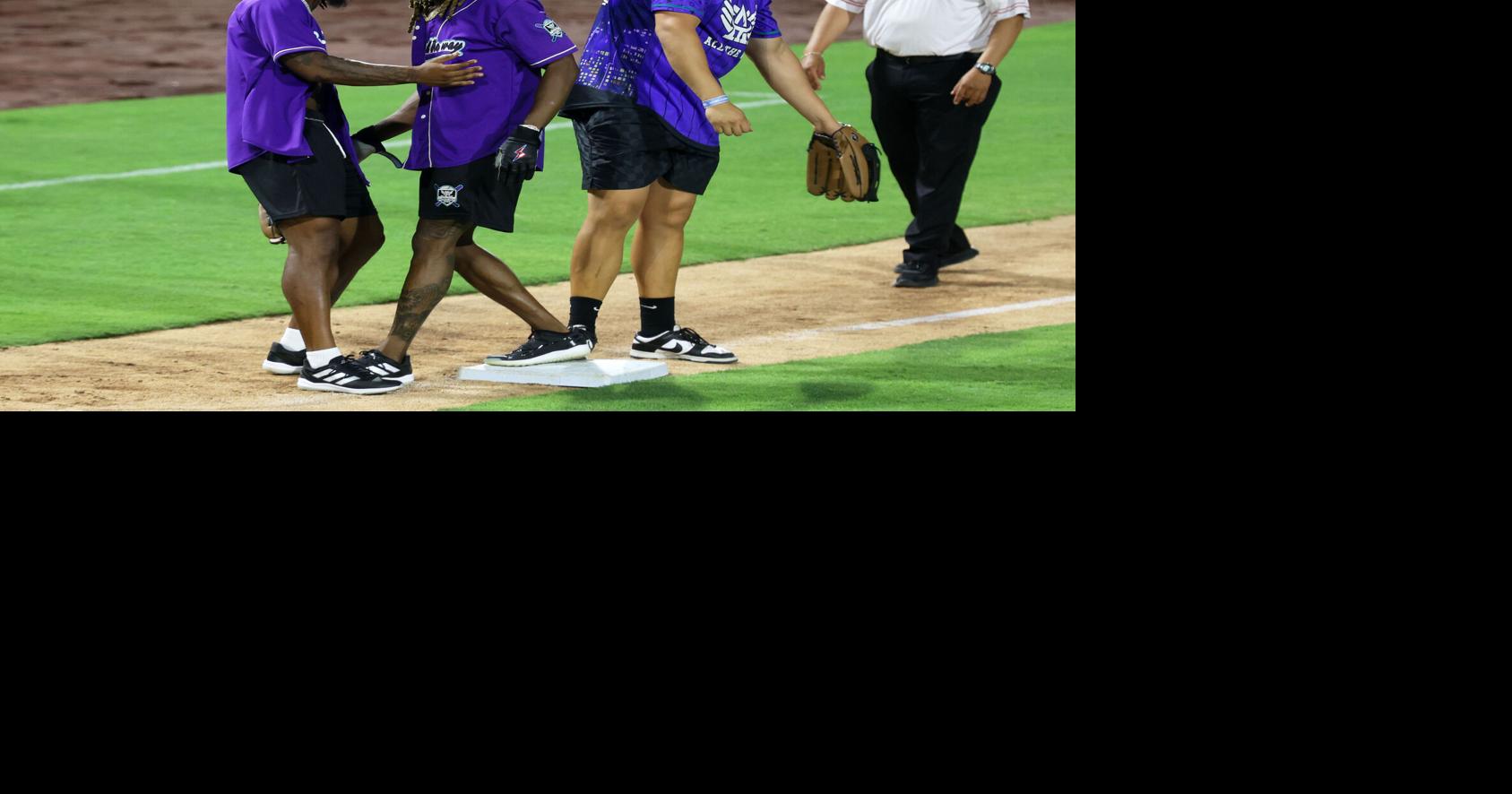 Photos: Aaron and Alvin Jones put on grand slam event | Gallery ...