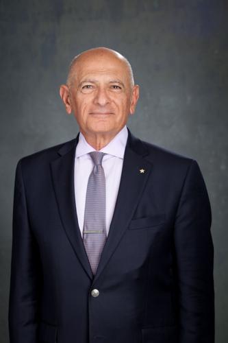 Former Mayor Oscar Leeser and Richard Dayoub win Bravo awards ...